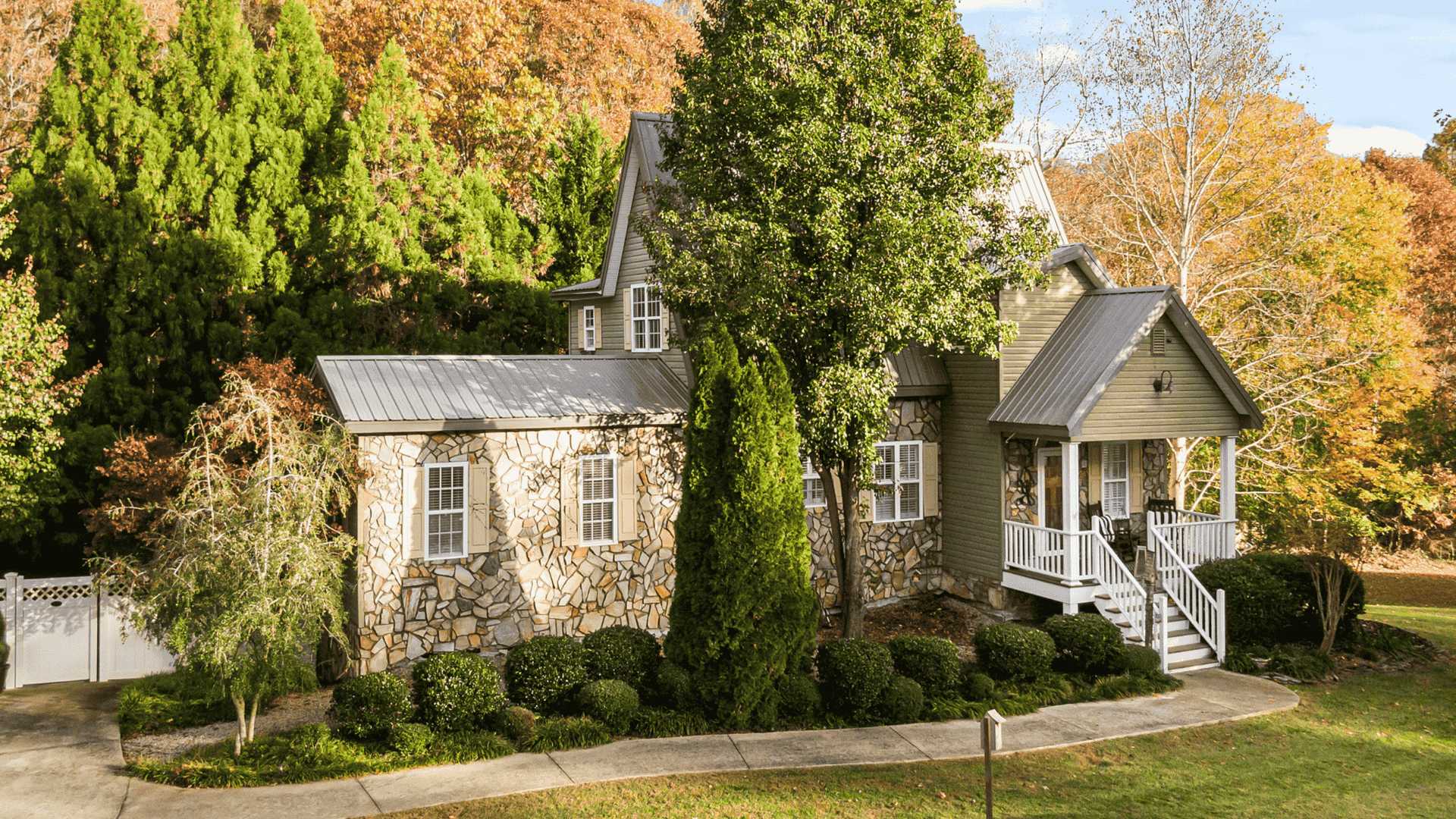 House Soft-Wash in Autumn: Why Fall is Best in Northern Virginia - NOVA ...